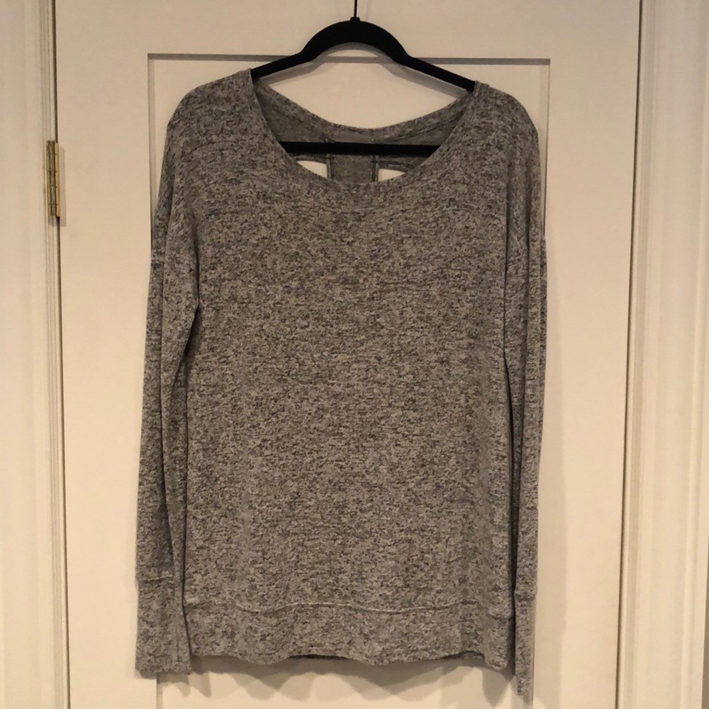 Athleta Luxe Cut Out Pose Top, Gray Heather, Sz S - Gem